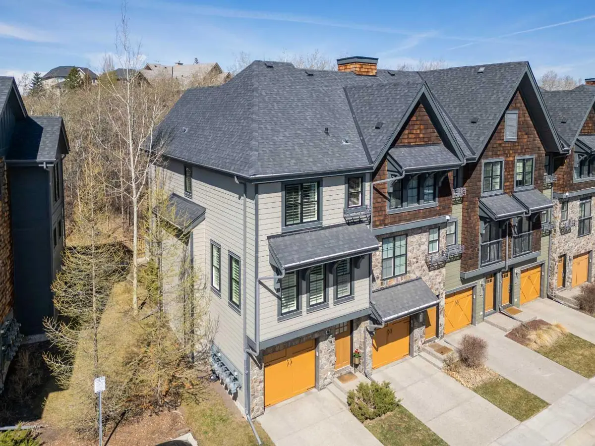 430 Ascot Circle SW, Calgary, Alberta Sold History | HouseSigma