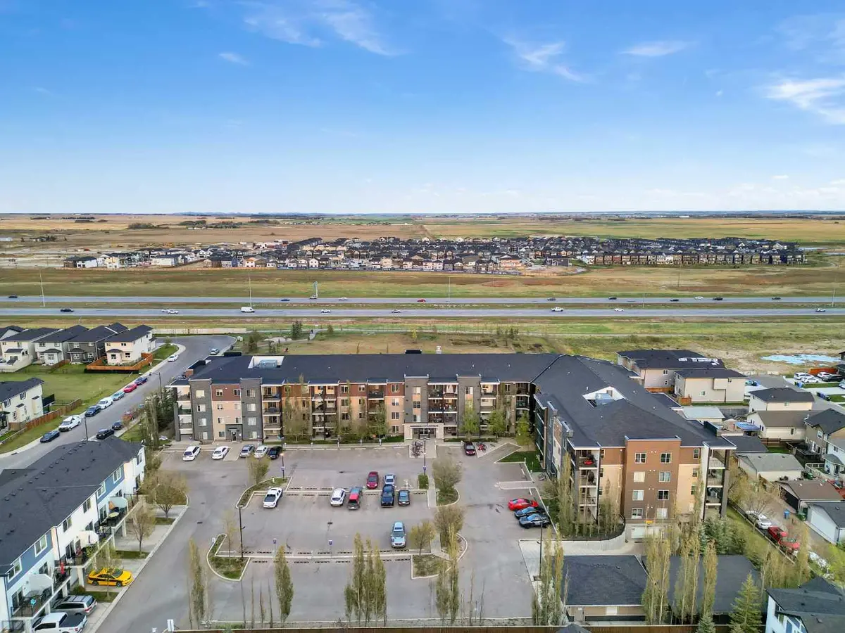 421 - 355 Taralake Way NE, Calgary, Alberta T3J0M1 Sold History ...