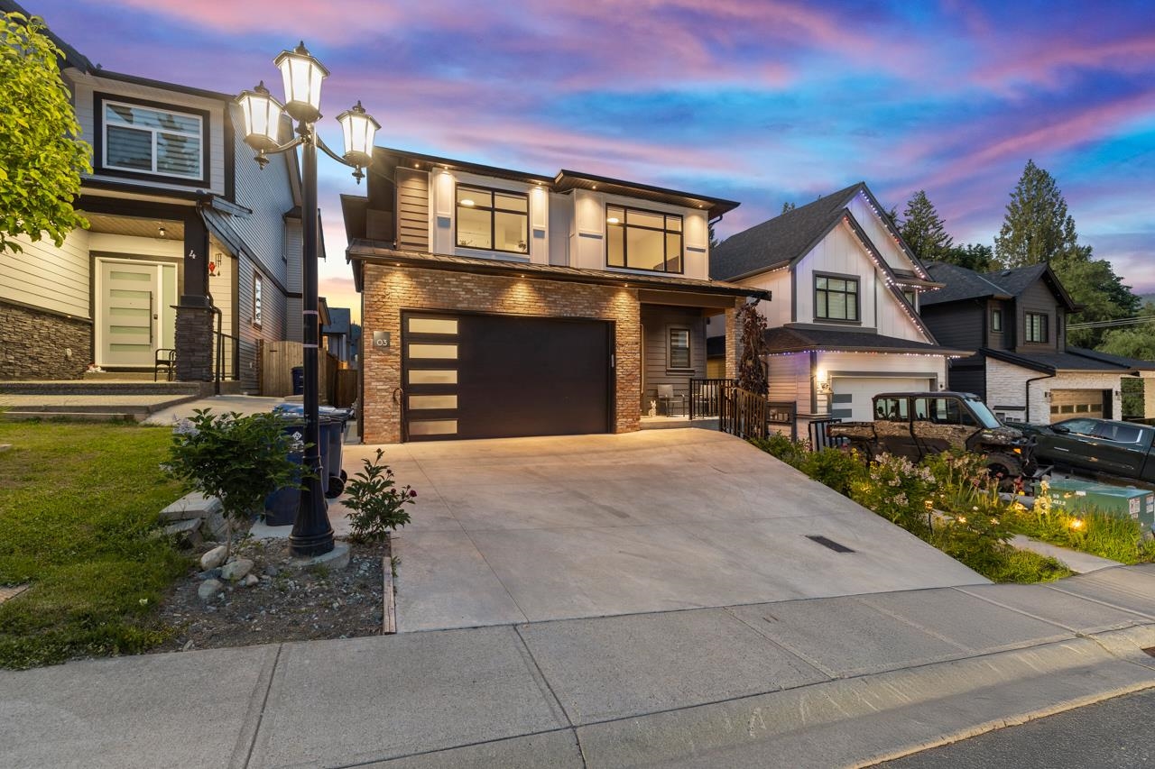 3 - 4581 Sumas Mountain Road, Abbotsford, British Columbia V3G0H3 For ...