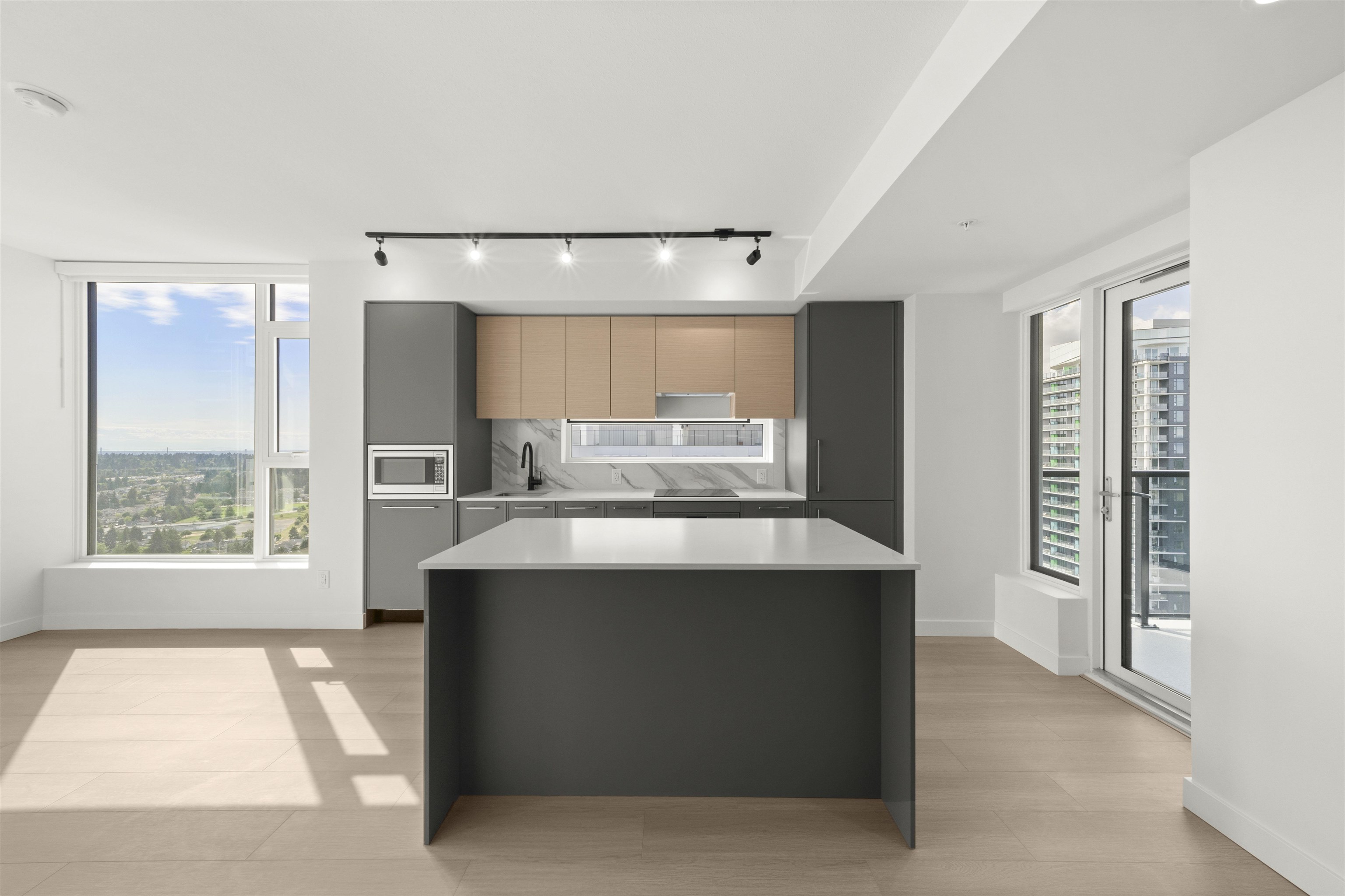 3403 - 13725 George Junction, Surrey, British Columbia V3T0V7 For Sale ...