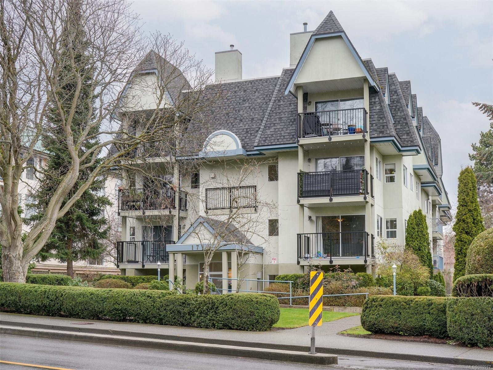 304 - 1714 Fort St, Victoria, British Columbia V8R1J2 Sold History ...